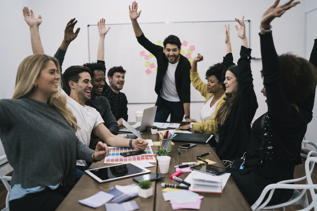 Trabajo en equipo y educación virtual: cómo fomentarlo - Grupo GEARD